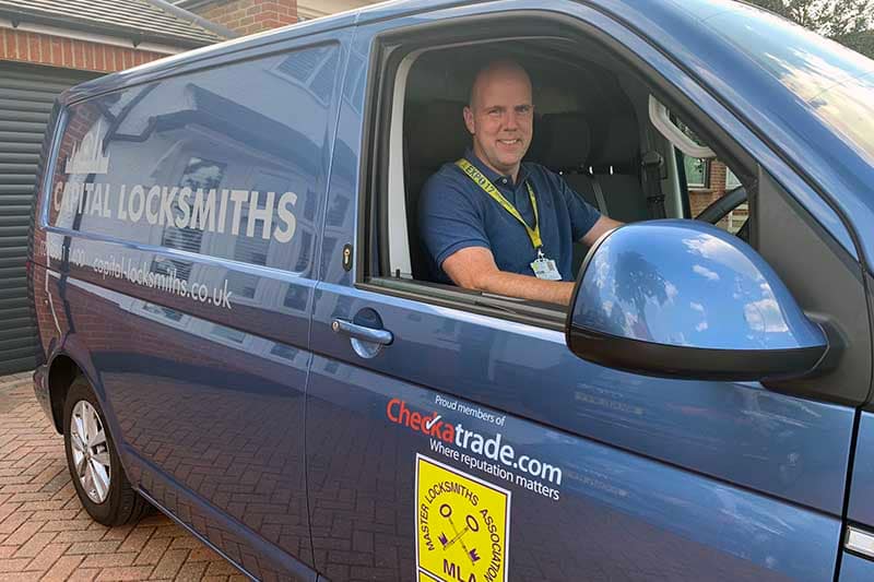 Emergency Locksmith North London Call 020 8361 1400